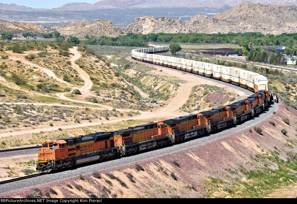 BNSF 9172 7 Locomotive JB Hunt Stach Train going "Over"